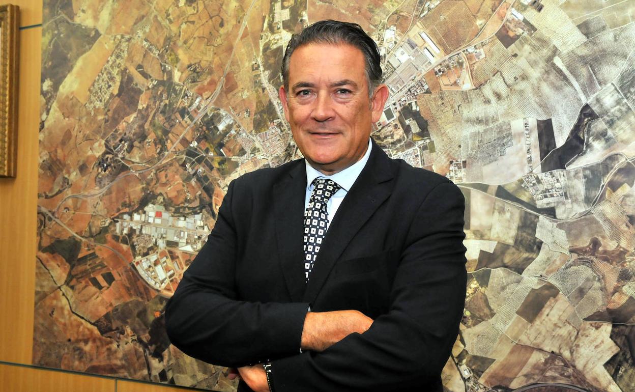 El alcalde de Linares pide a toda la sociedad local un «gran pacto ... El alcalde de Linares pide a toda la sociedad local un «gran pacto ...